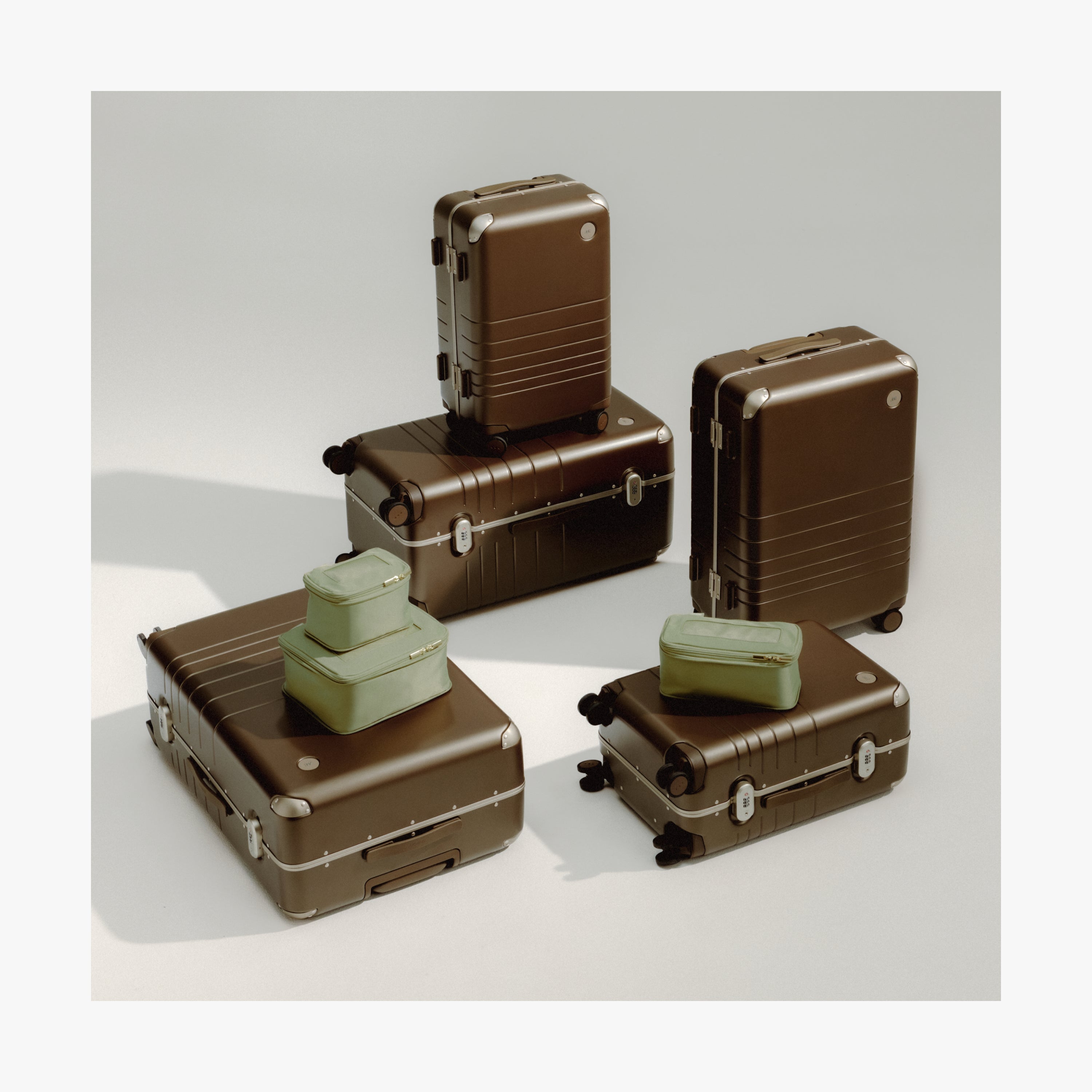 Hybrid Trunk Check-In Luggage | Monos UK Aluminum Suitcases