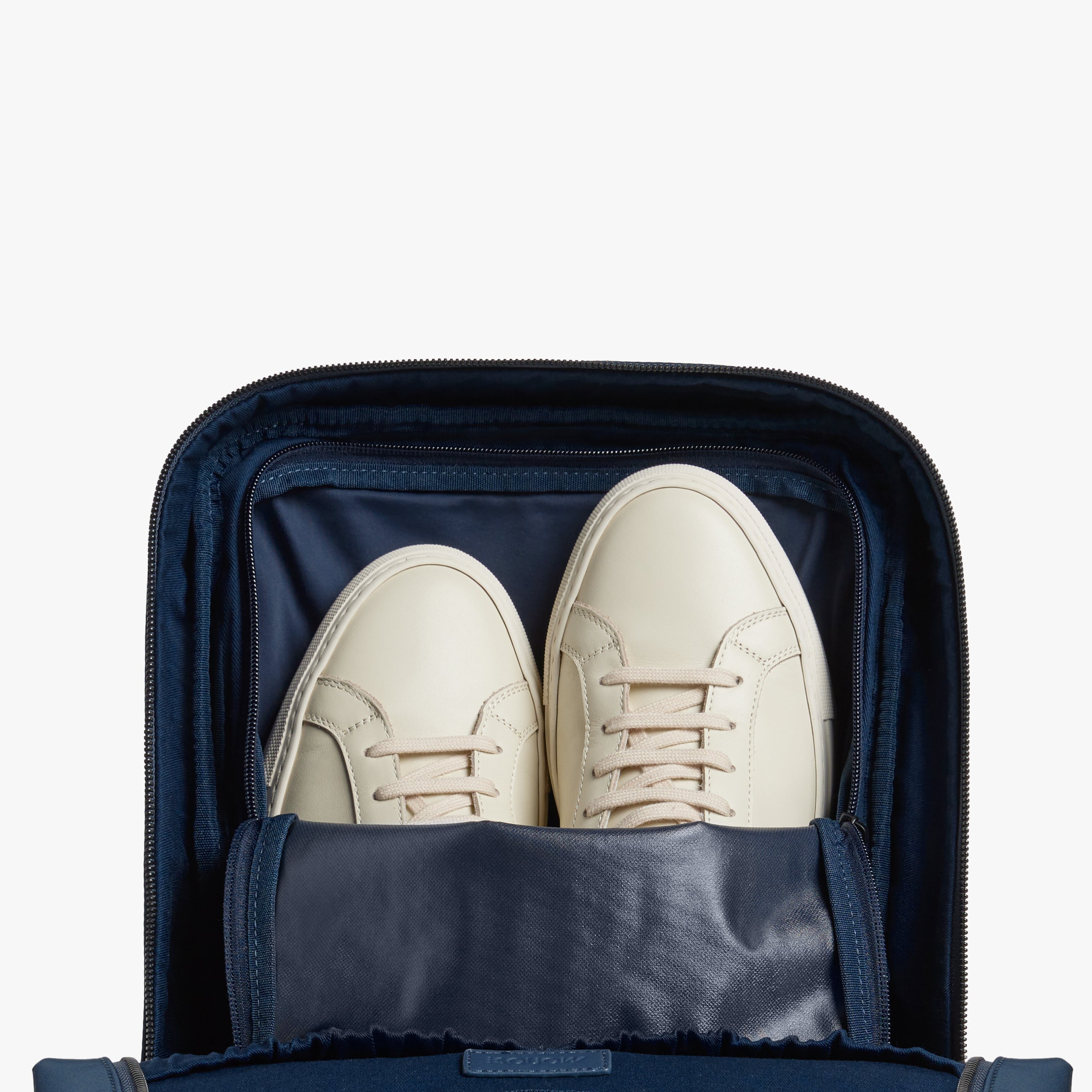 Metro Backpack, Nylon and Vegan Leather | Monos Luggage & Bags UK ...