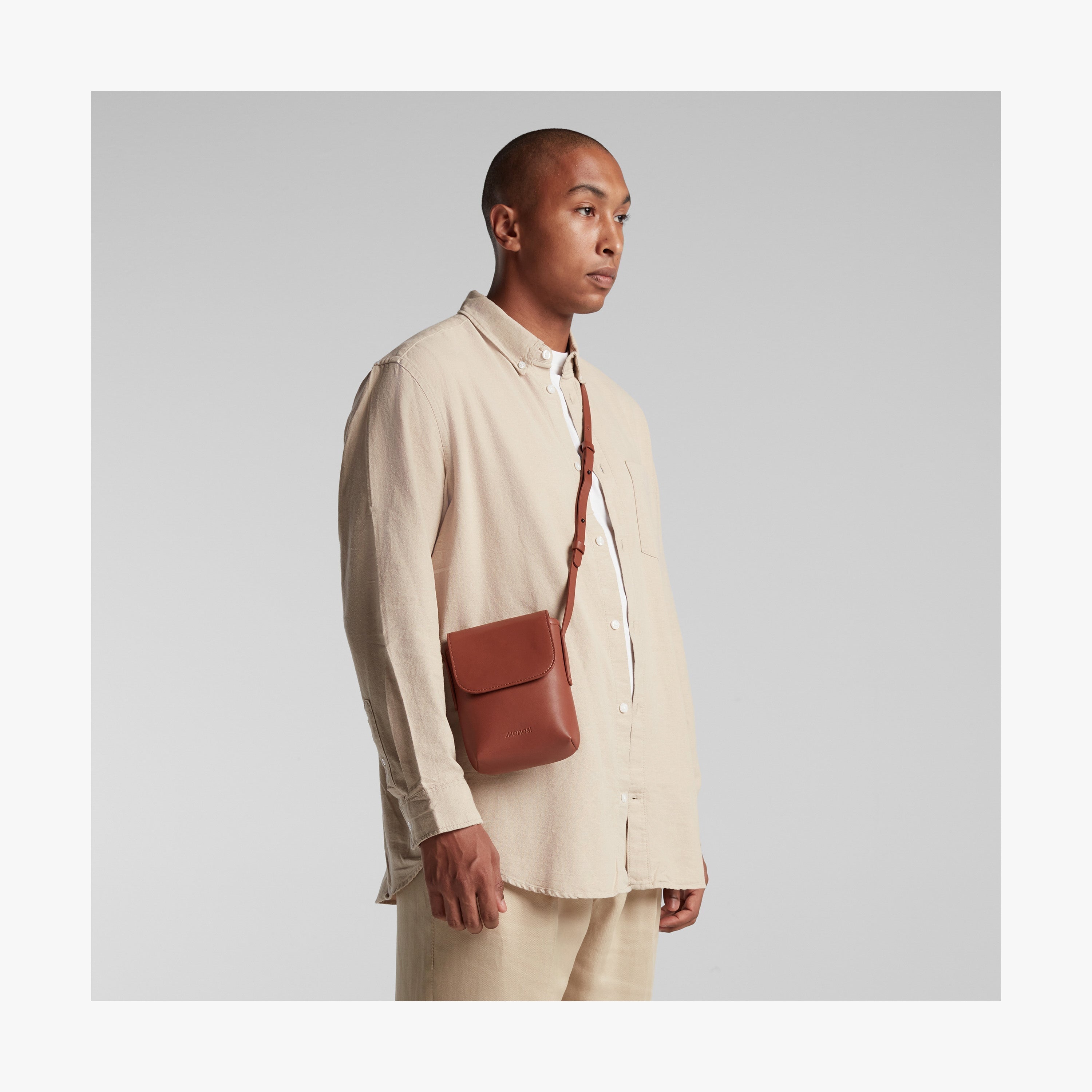 Metro Mini Crossbody, Vegan Leather Shoulder Bag | Monos UK Luggage ...