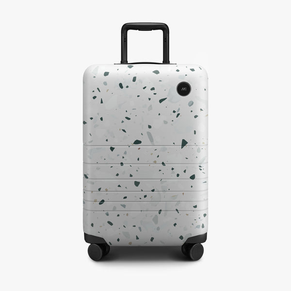 Blue Haze Luggage Sale – Save 10% on Carry-On & Check-In Sets | Monos